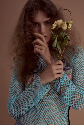 Sybille Kleber Agency – Hair and Make-Up Agency – Paris - Special Booking
